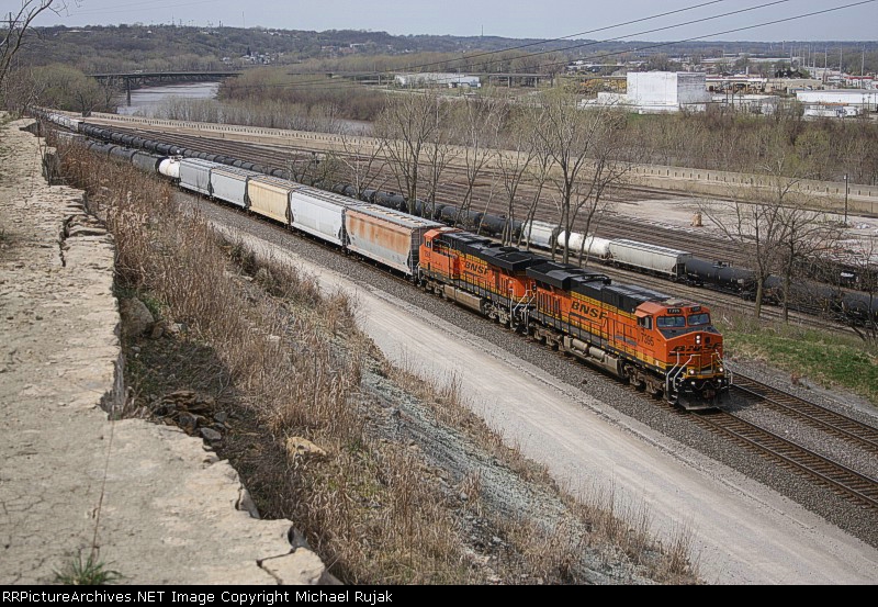 BNSF 7395